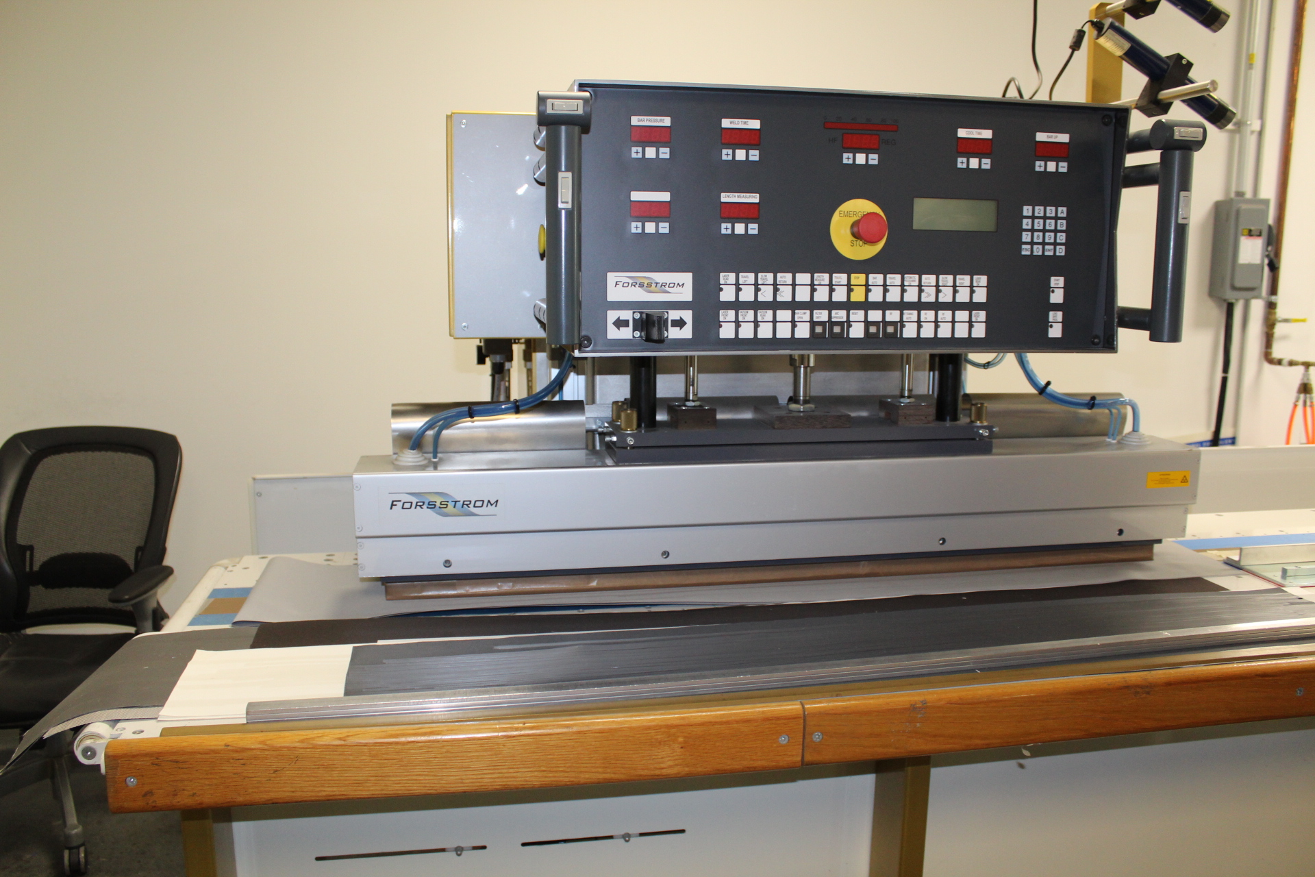 Industrial Fabric Sealing Machine, Cutting Tables & More - Surplus ...