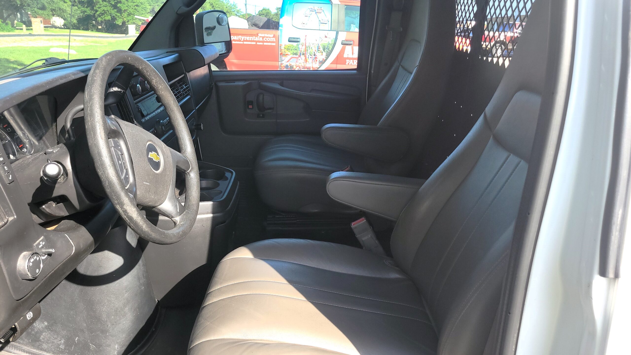 2015 Chev Express Cargo Van - Online Auction - Austin, TX - Auction